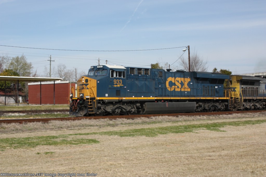CSX 933